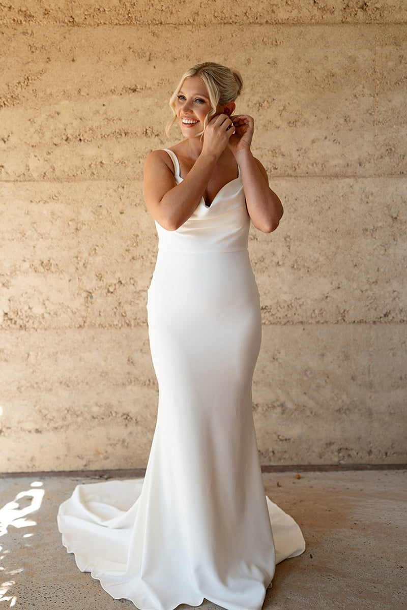 Grace Bride Ash in the Grace Gown – Grace Loves Lace CA