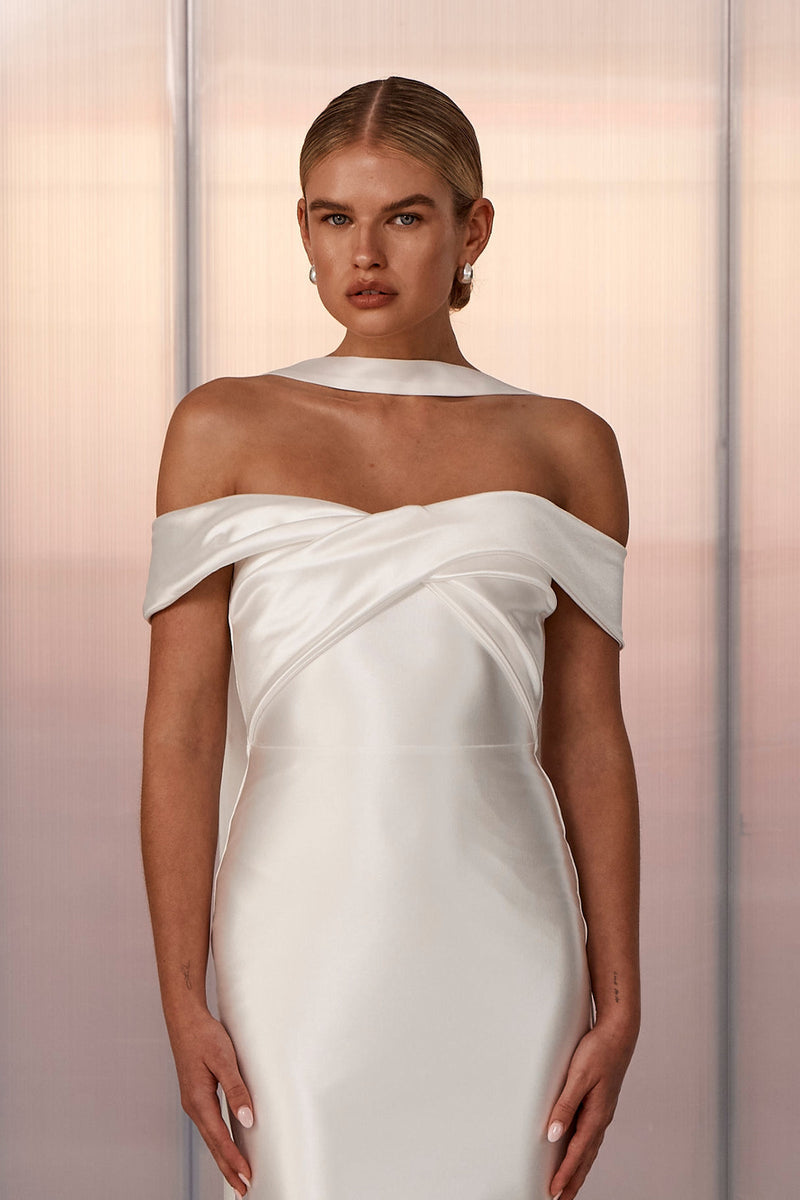 Lara Bridal Pearl Satin Necktie – Grace Loves Lace CA